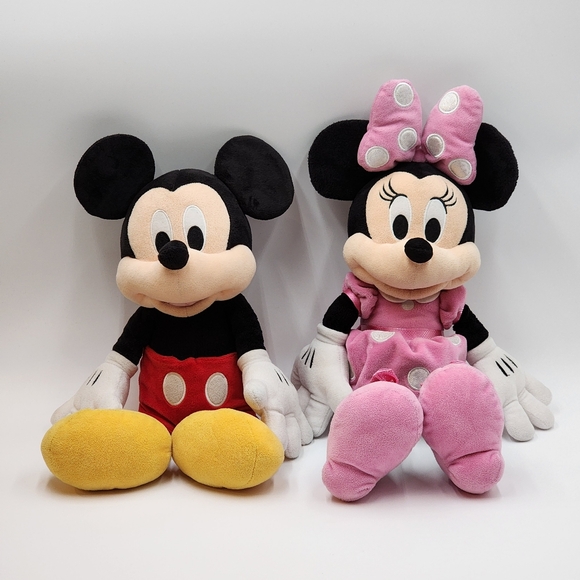 Disney | Toys | Disney Store Mickey And Pink Minnie Mouse Medium Plush ...